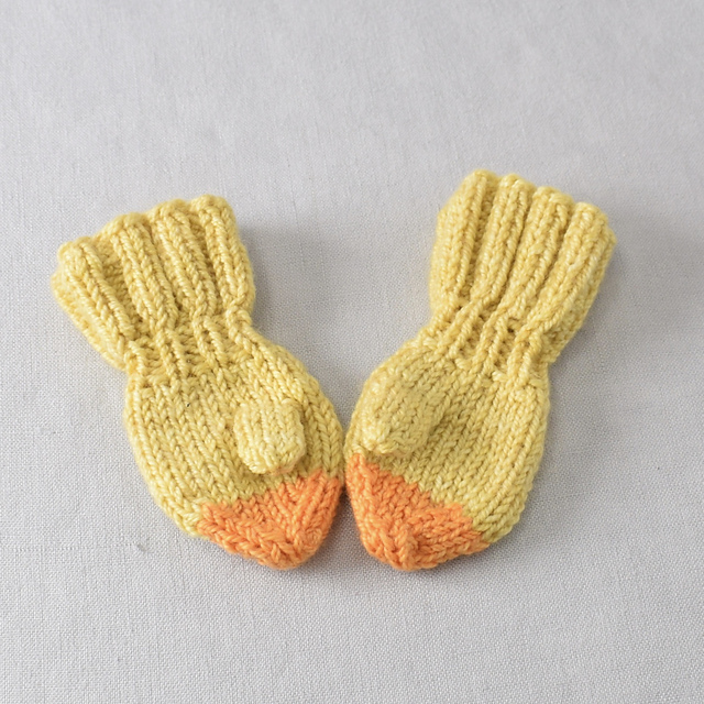 Ravelry: kibbin's Duck Mittens