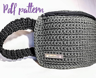 Ravelry: Unisex fanny pack pattern by Cat Summer