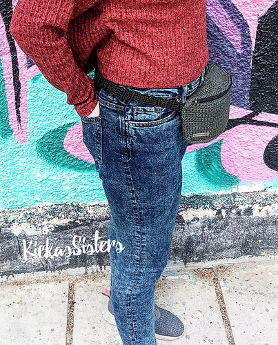 Ravelry: Fanny pack for men and women pattern by Cat Summer