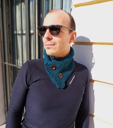 Ravelry: Cowl with buttons for men pattern by Cat Summer