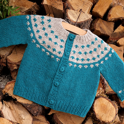 Ravelry: The Flutterby adult pattern by kiddiwinksknits