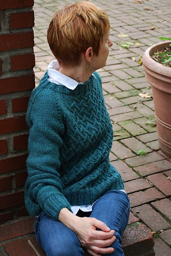 Ravelry: Whipsaw Pullover pattern by Erika Flory