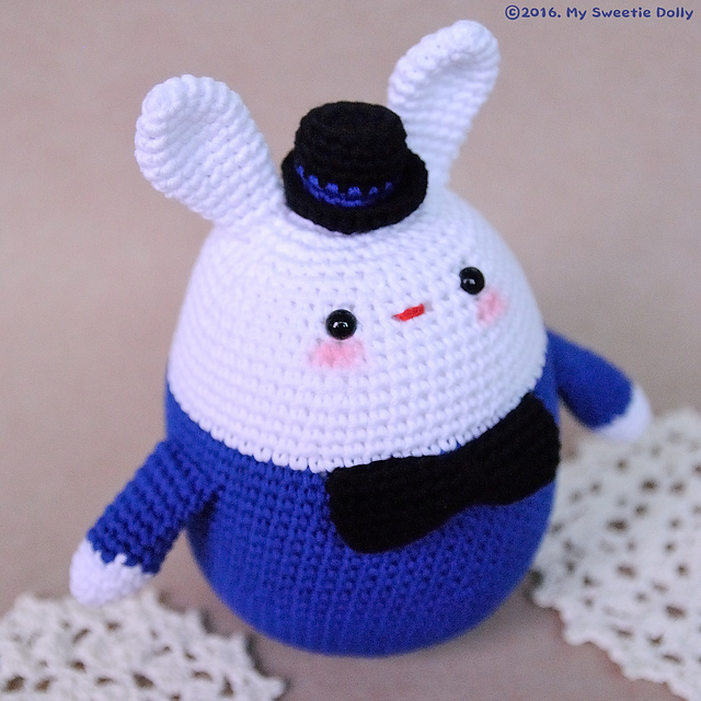 Ravelry: Egg Bunny - Gentleman pattern by Bomi Kim