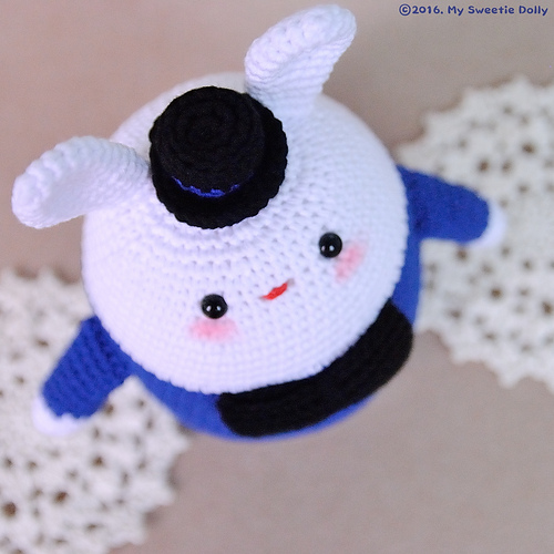 Ravelry: Egg Bunny - Gentleman pattern by Bomi Kim