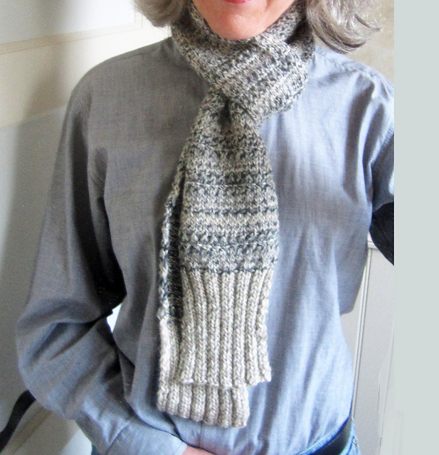 Ravelry: kimmyz's Tri-Color Scarf (Free Pattern)