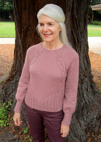 Ravelry: Claret pattern by Jennifer Wood