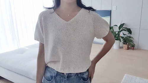 Ravelry: [Summer] doldol-v-neck-sweater pattern by kimtteugae
