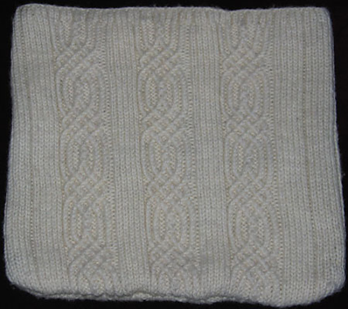 Ravelry: Laptop Case with Woven Diamond Pattern pattern by Carolyn Wei