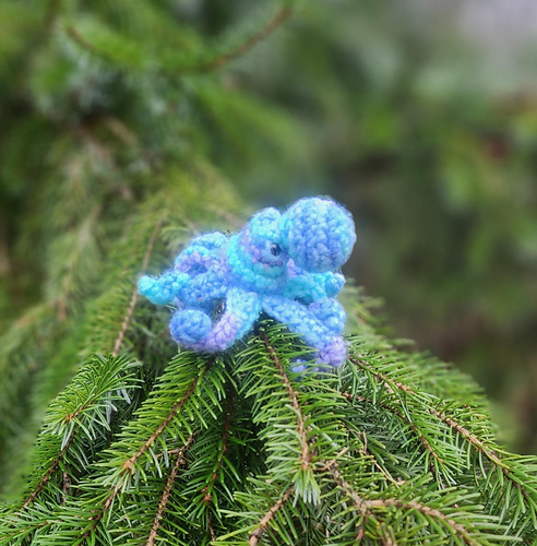 Ravelry: Grumpy Mini Octopus pattern by Whitney Kirby