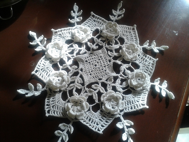 Ravelry: kishpi's Irish Rose Doily
