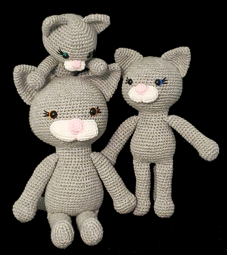 Ravelry: Dibbles the Cat pattern by Kelli's Kreations