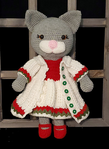Ravelry: Dibbles the Cat pattern by Kelli's Kreations