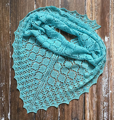 Ravelry: Northern Girl Shawl pattern by Klara Zhulamanova
