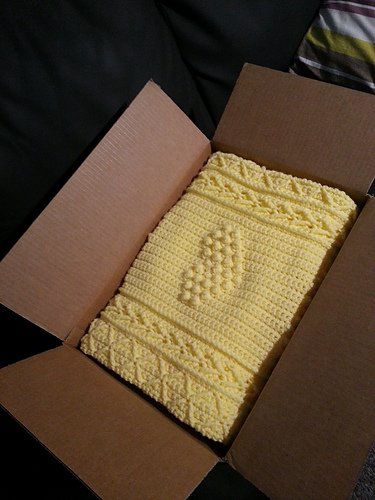 Ravelry: Aran Hearts Throw pattern by Bonnie Barker