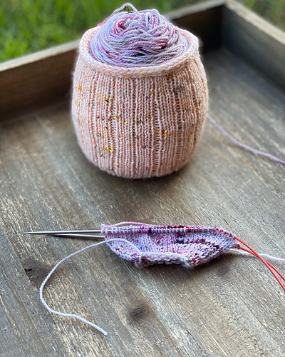 Ravelry: Yarn Cozy Lite (Knit) pattern by Knitty Natty