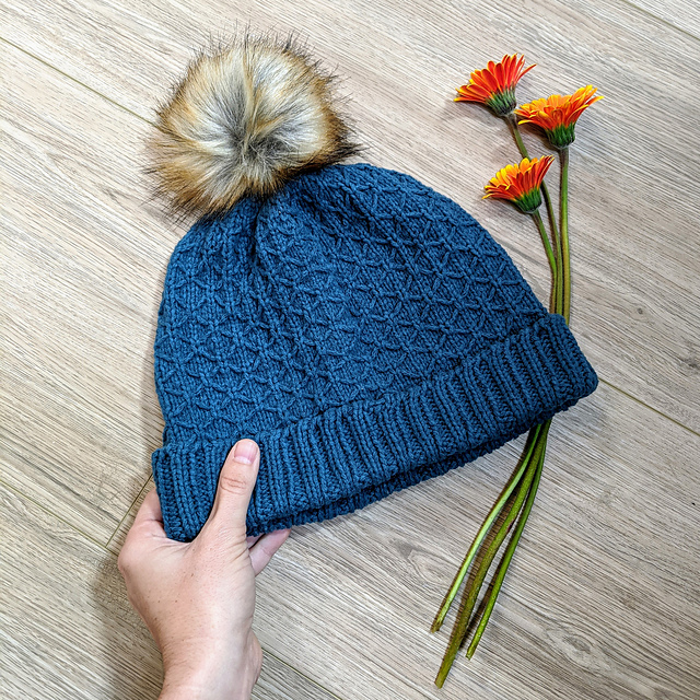 Ravelry: Quilted Lattice Slip Stitch Beanie pattern by Knit Paint Sew