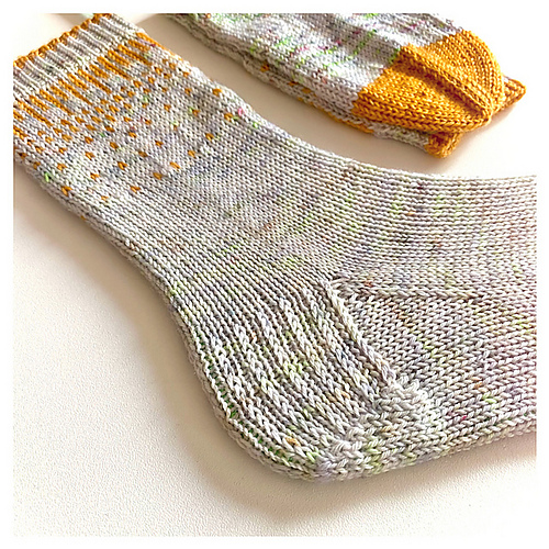 Ravelry: Easy Peasy Colorwork Socks pattern by Doris Lindner