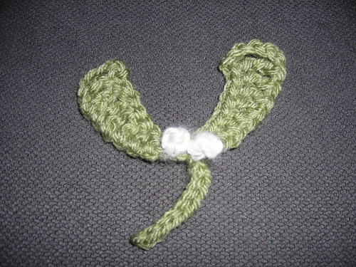 Ravelry: Mistletoe pattern by Lesley Stanfield