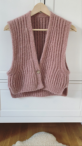 Ravelry: Brioche Vest pattern by Ivana Sturm