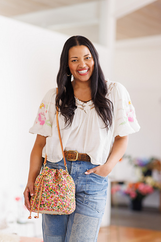 Ravelry: Dumpling Bucket Bag pattern by Vanessa Reyes aka Vanrey Knits