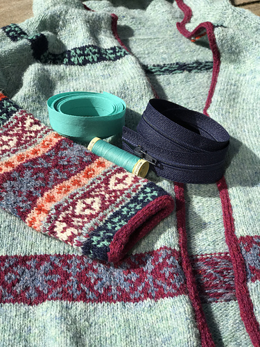 Ravelry: Cardigan Dagi pattern by Astrid Tueting