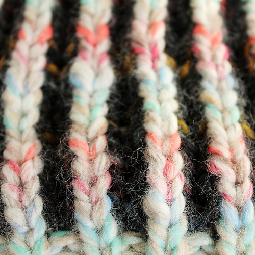 Ravelry: Funfetti pattern by Lesley Anne Robinson