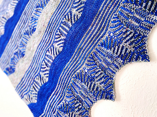 Ravelry: Plumed pattern by Lesley Anne Robinson