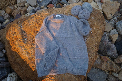 Ravelry: The Breeze Sweater pattern by Knitting House