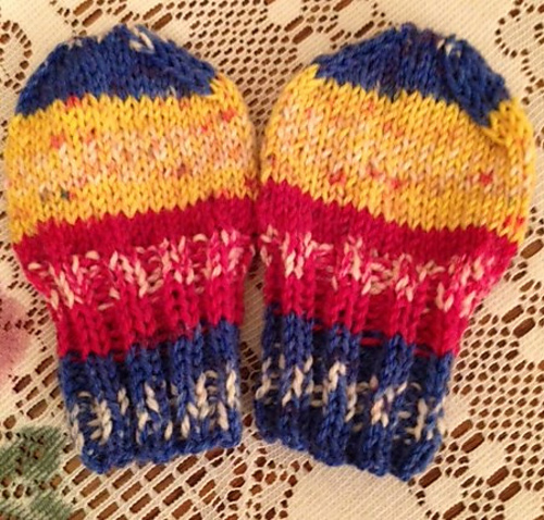 Ravelry: Sock Yarn Newborn Mittens pattern by Corinne Fourcade