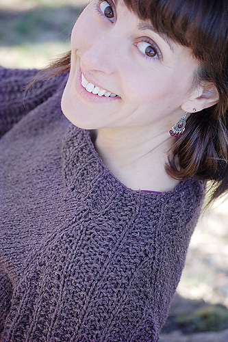 Ravelry: Mockingbird Pullover pattern by Hélène Rush