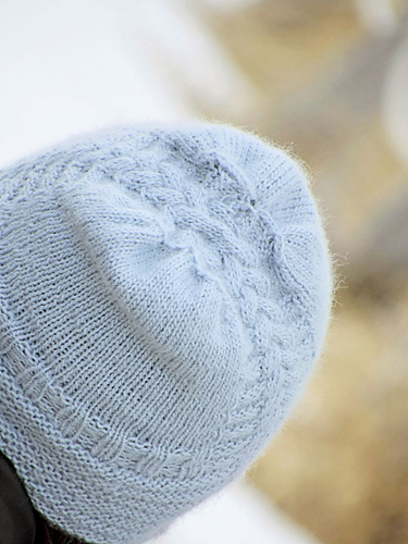 Ravelry: Zoe Hat pattern by Hélène Rush