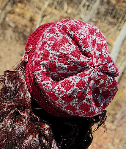 Ravelry: Plaid Cap pattern by Hélène Rush