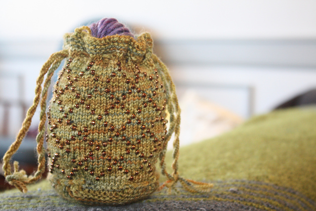 Ravelry: Fairy Dust Beaded Bag pattern by Rachel Stecker