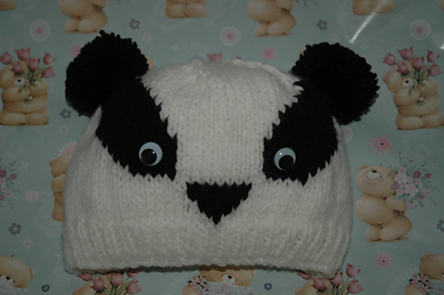 Ravelry: Chunky Badger Hat pattern by Knits-r-us