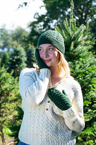 Ravelry: Grape Leaf Mittens pattern by Patty Lyons