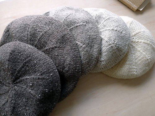 Ravelry: Slouch Potato pattern by Anne Hanson