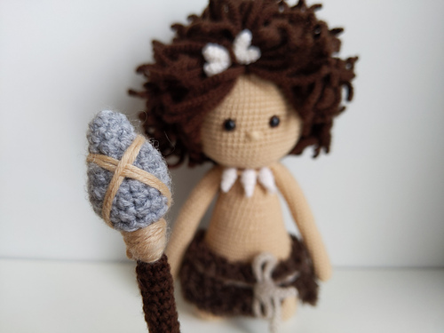 Ravelry: Roar the Neanderthal pattern by Vira Velmozhna