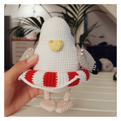 Ravelry: Seagull pattern by Vira Velmozhna