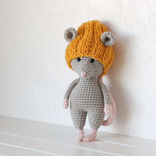 Ravelry: Mouse pattern by Vira Velmozhna