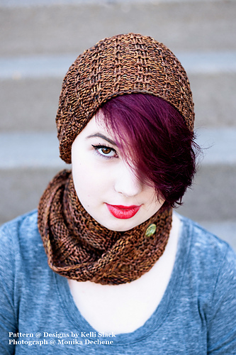 Ravelry: Scooby Cowl pattern by Kelli Slack