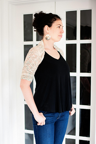 Ravelry: Paula Shrug pattern by Kelli Slack