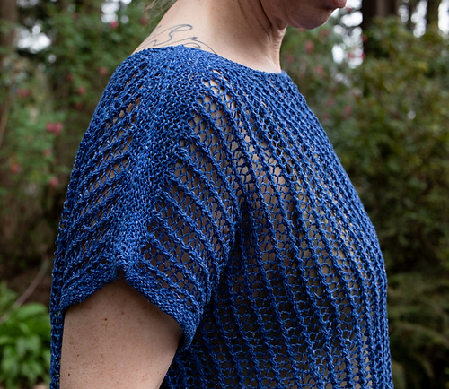 Ravelry: Cascading Pebbles Knit Top pattern by Winn Archambeau-Munoz