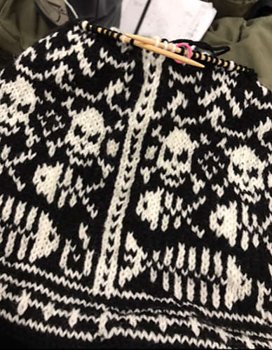 Ravelry: Fishbones Skull Cap pattern by Lisa McFetridge