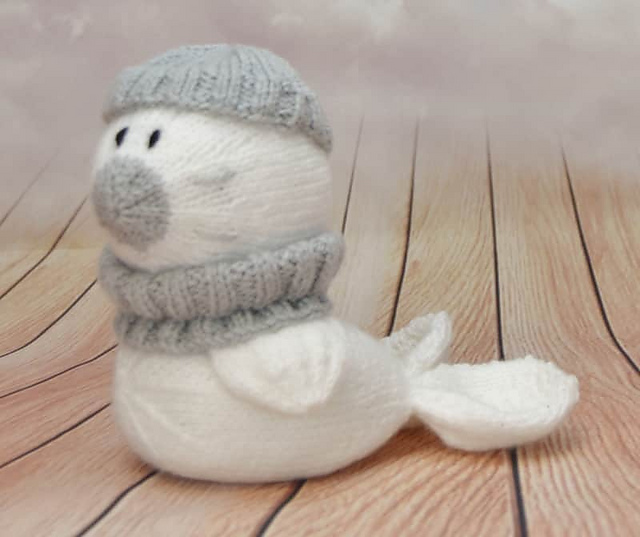 Ravelry: Silver the Seal pattern by Knitting by Post
