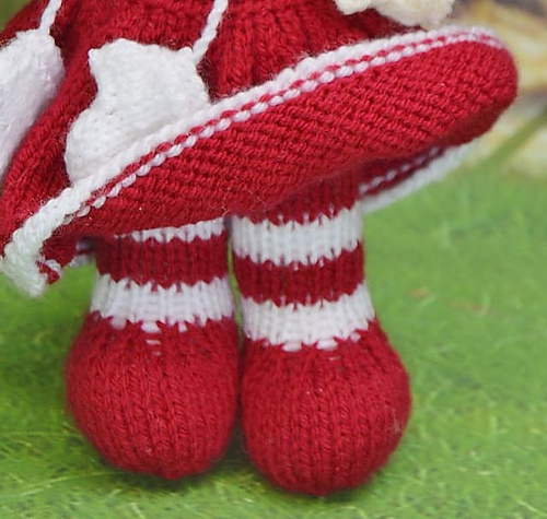 Ravelry: Christmas Eve pattern by Knitting by Post