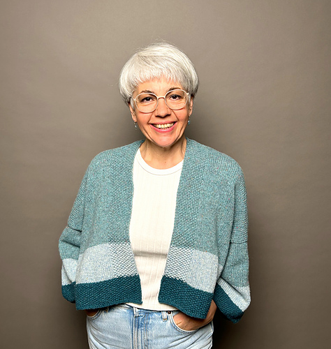 Ravelry: Kimono-Cardigan pattern by Dani Bauer