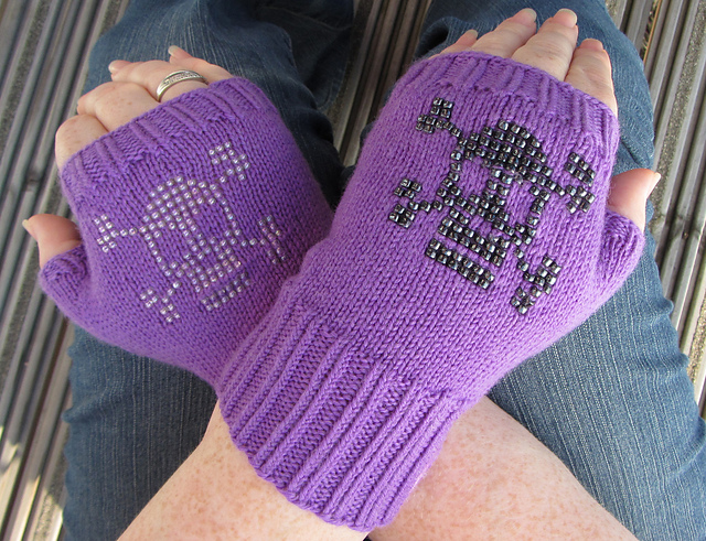 Ravelry: Bones pattern by Jane Burns