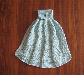 Ravelry: Reverse Diamond Towel pattern by Vaunda Rae Giberson