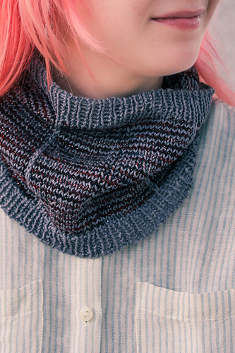 Ravelry: Ink Cowl pattern by Jennifer Dassau