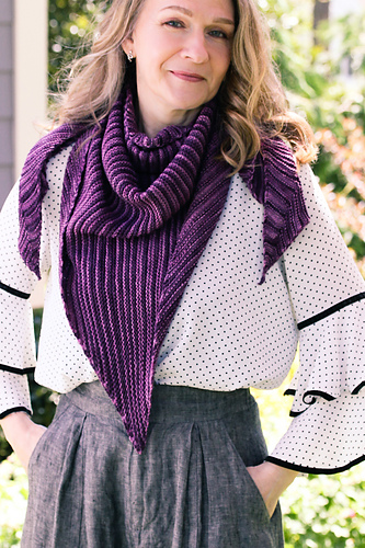 Ravelry: Velvetine Lines pattern by Jennifer Dassau
